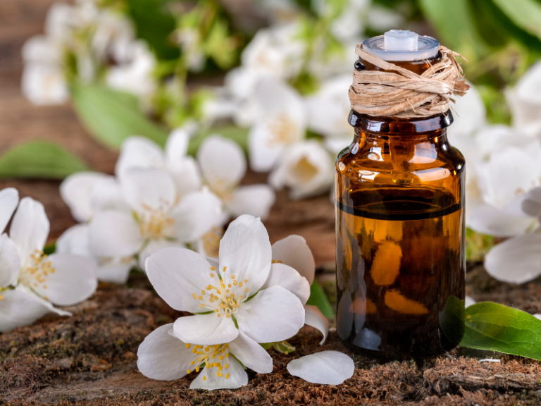 How to Elevate Your Vibrational Frequency Using Essential Oils ...