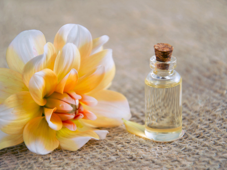 How to Elevate Your Vibrational Frequency Using Essential Oils ...