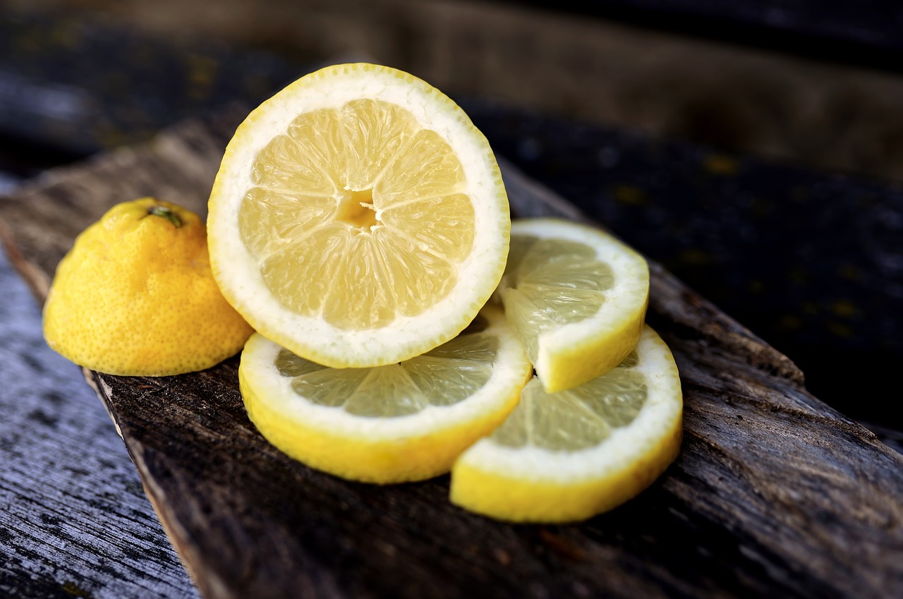 9 Wonderful Health Benefits of Lemon and Apple Cider Vinegar - Mantras ...